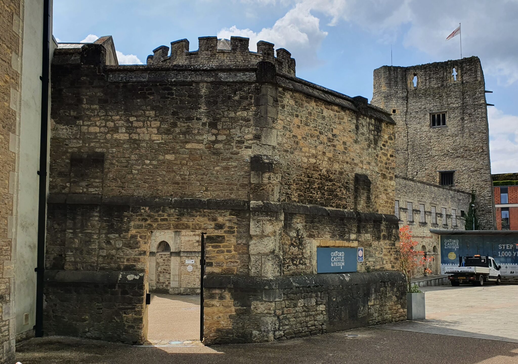 Visit Oxford - Paul Michael's Walking & Visitor Guides